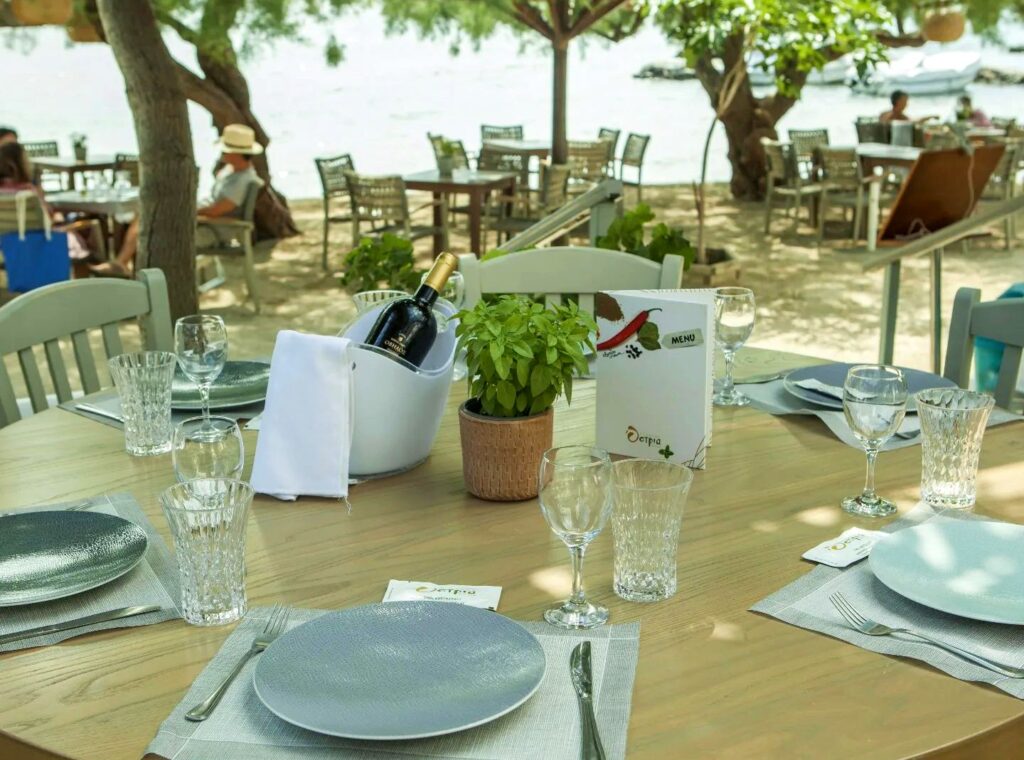 Ostria Restaurant: Τέτοιες γεύσεις πρέπει να έχουν οι διακοπές στο νησί ...